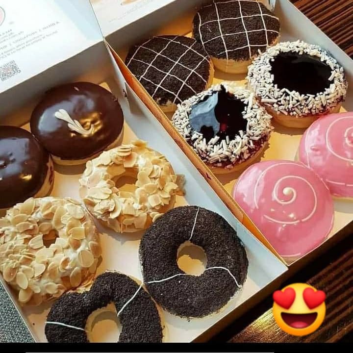 Daily Donuts (เดลี่โดนัท)