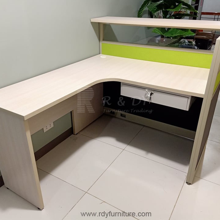 L-SHAPE TABLE/ PANEL PARTITION/ WORKSTATION at 60.00 from City of Pasig ...