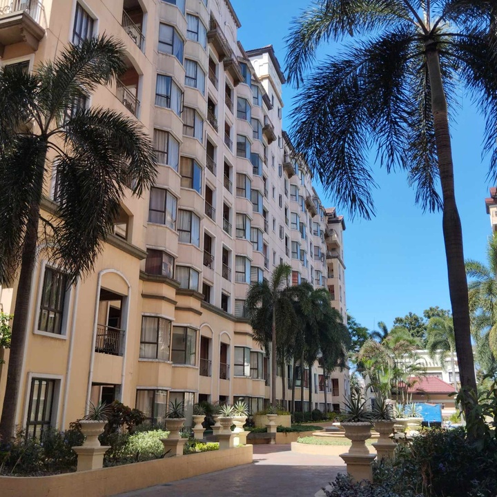 For Sale One Bedroom Unit at New Port City Pasay near Resorts World and NAIA Terminal 3 at ...