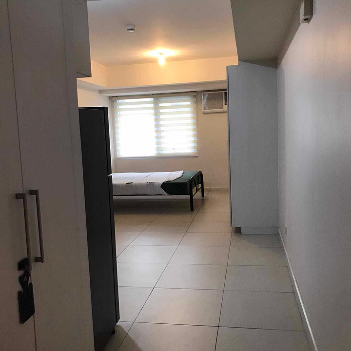 FOR RENT THE LERATO RESIDENCE LEGAZPI MAKATI VILLAGE at 30.00 from City ...