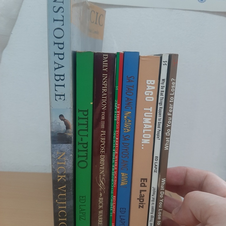 8 BOOKS : ED LAPIZ BOOKS, NICK VUJICIC at 1100.00 from Quezon City ...